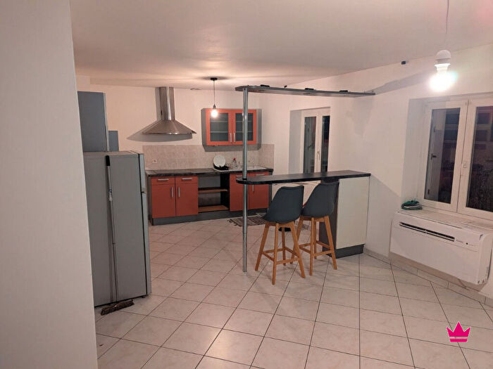 Appartement à louer - Saint-Laurent-de-Mure - 3 pièces - 2 chambres