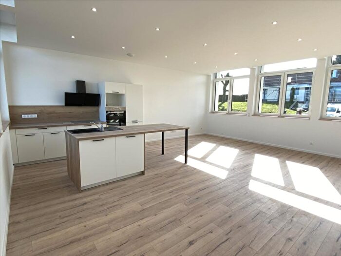 Appartement 5 pièces à Cutry, à vendre