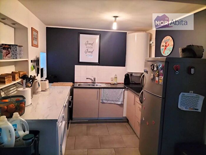 Maison à louer - Allennes-les-Marais - 3 pièces - 2 chambres