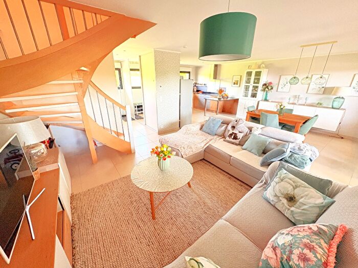 Appartement 4 pièces à Saint-Martin-Bellevue, à vendre