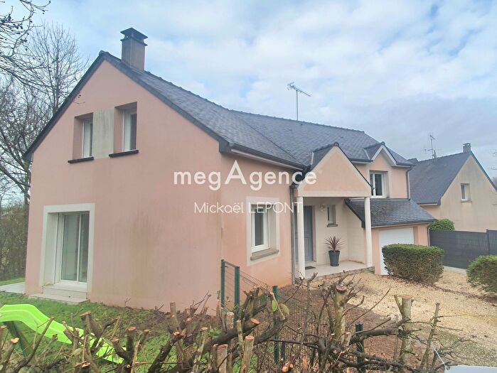 Maison à vendre - Changé - 6 pièces - 4 chambres