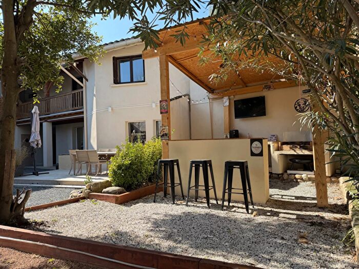 Maison à vendre - Vourles - 4 pièces - 2 chambres