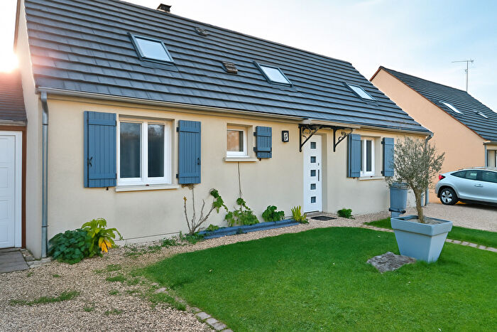 Maison à vendre - Saint-Leu-dEsserent - 6 pièces - 5 chambres