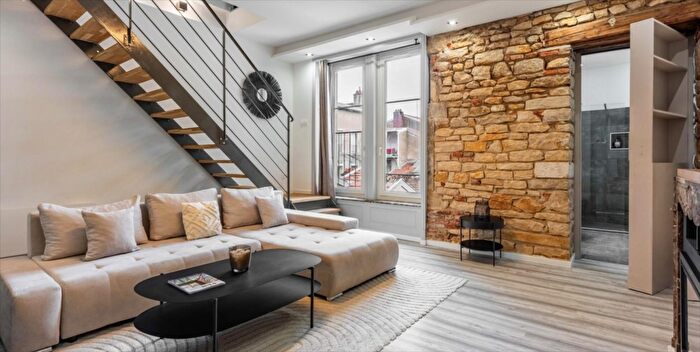 Nancy, Poincaré, Foch, Anatole France, Croix de Bourgogne : Appartement 2 pièces à louer