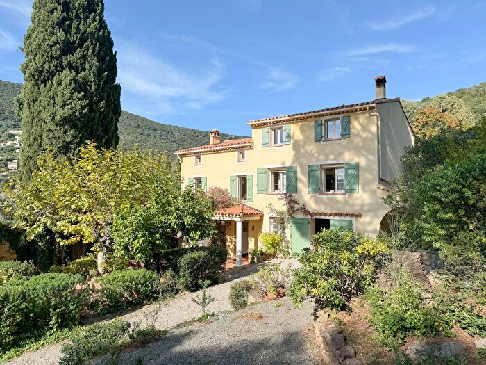 Maison à vendre - Cavalaire-sur-Mer, Moulin, Collières, Eau Blanche - 5 pièces - 4 chambres