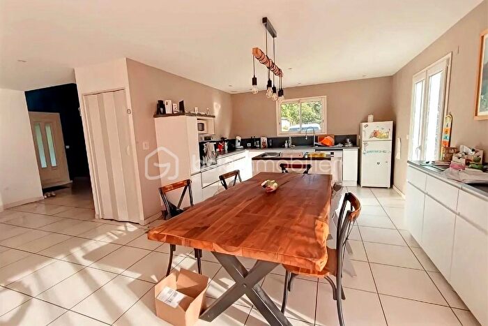 Maison à vendre - Lanne-en-Barétous - 7 pièces - 5 chambres