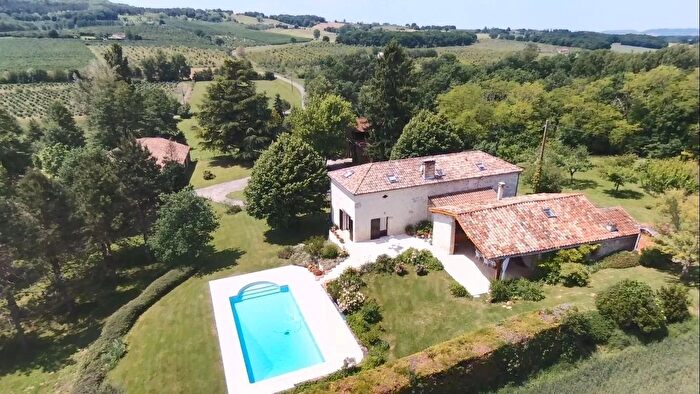 Maison à vendre - Le Temple-sur-Lot - 10 pièces - 6 chambres