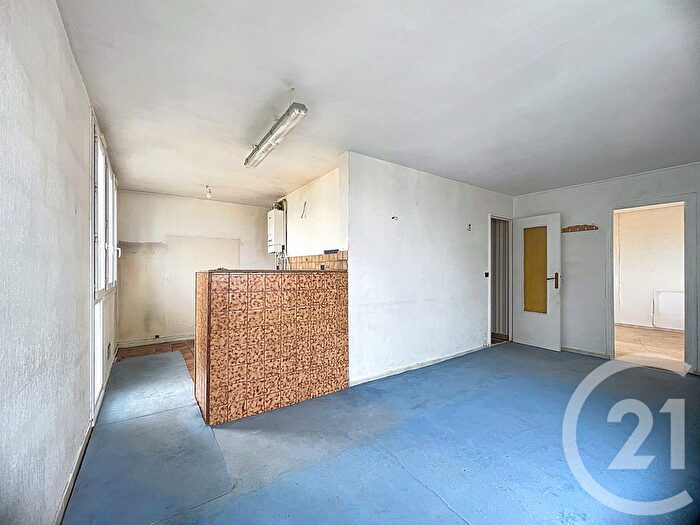 Appartement à vendre - Noisy-le-Grand, Est - 4 pièces - 3 chambres