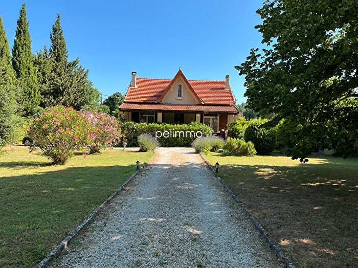 Maison à vendre - La Barben - 4 pièces - 2 chambres