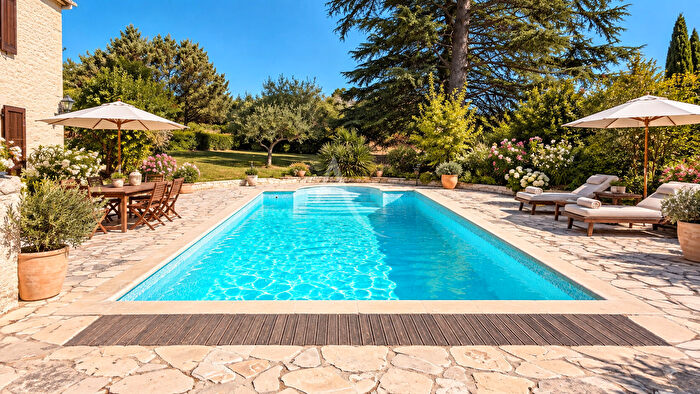 Maison 9 pièces à Forcalquier, à vendre