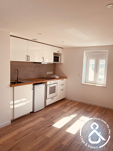 Appartement à louer - Cambounet-sur-le-Sor - 2 pièces - 1 chambre