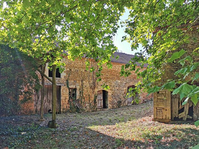 Maison 6 pièces à Archignac, à vendre