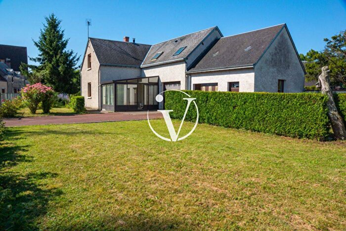 Maison à louer - Huisseau-en-Beauce - 4 pièces - 3 chambres