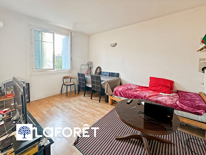 Appartement à vendre - Juvisy-sur-Orge, Centre-ville, Entrevoies, Seine - 2 pièces - 1 chambre