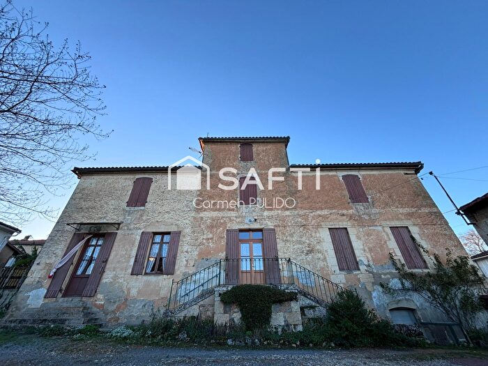 Maison à vendre - Cars - 6 pièces - 2 chambres