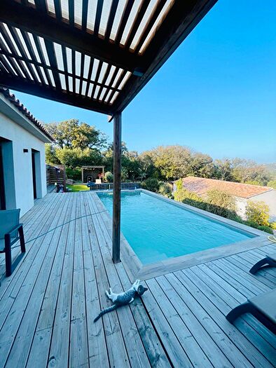Sotta : Maison 4 pièces à louer
