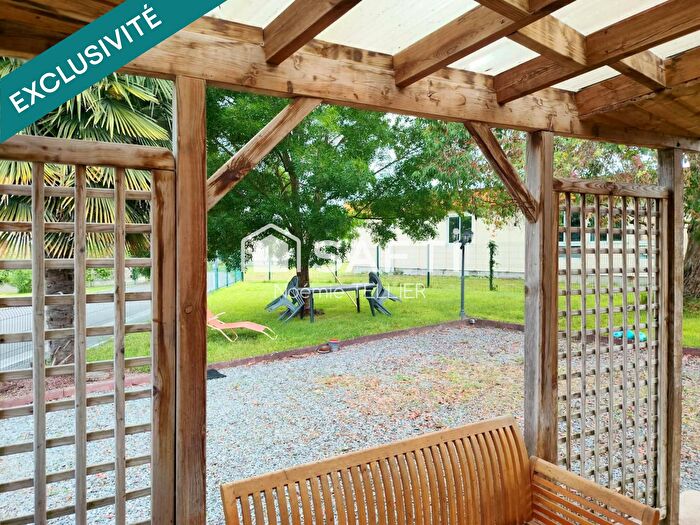 Maison 5 pièces à Saint-Pierre-la-Cour, à vendre
