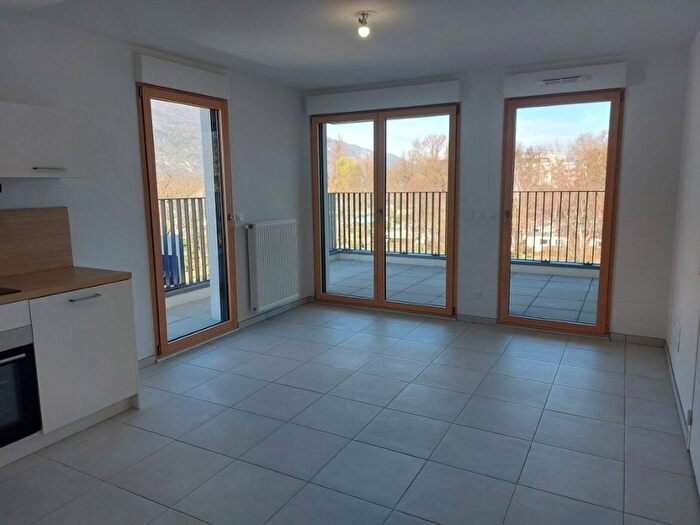 Appartement à louer - Italie-Jacotot, Aix-les-Bains - 2 pièces - 1 chambre
