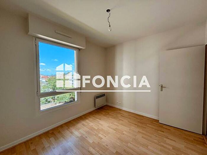 Appartement à louer - Les Roches, Chamalières - 3 pièces - 2 chambres