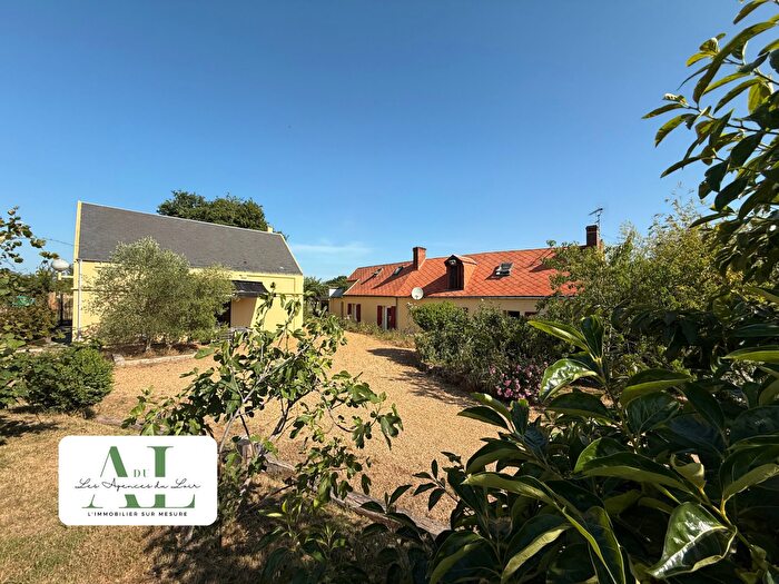 Maison à vendre - Braye-sur-Maulne - 8 pièces - 6 chambres