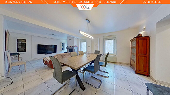 Appartement à vendre - Hayange, Centre-ville - 6 pièces - 2 chambres