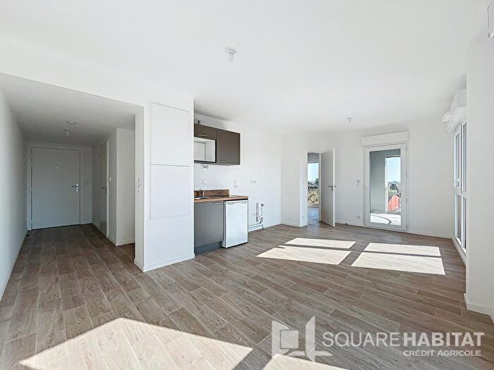 Quartiers Nord-Est, Les Longs Champs : Appartement 2 pièces à louer