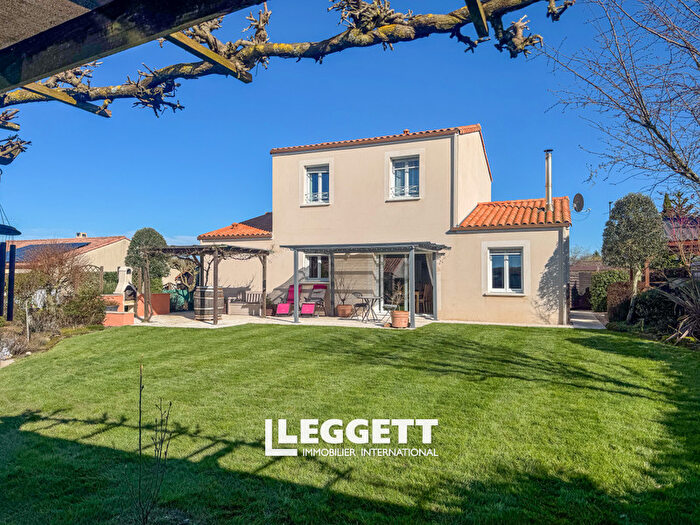 Maison à vendre - Saint-Maurice-le-Girard - 7 pièces - 4 chambres