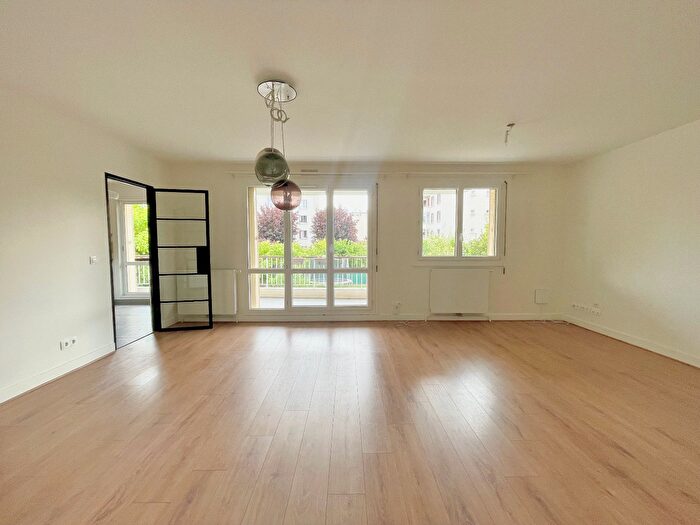Rueil-Malmaison, Mazurieres : Appartement 5 pièces à vendre