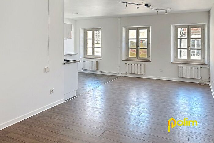 Pont-à-Mousson, Centre-ville, Colombé, Saint-Laurent : Appartement 4 pièces à vendre