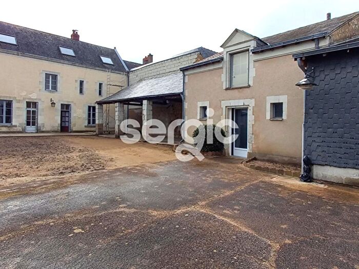 Maison à vendre - Beaufort-en-Vallée - 7 pièces - 4 chambres
