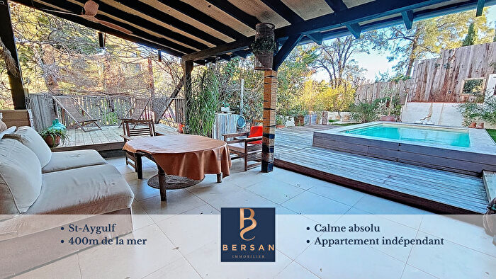 Maison à vendre - Fréjus - 8 pièces - 5 chambres