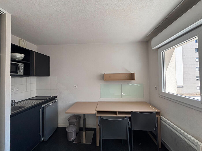 Appartement à vendre - Quartiers Nord-Est, Les Longs Champs - 1 pièce - 1 chambre