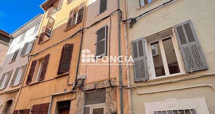 La Ville, Ollioules : Appartement 1 pièce à louer