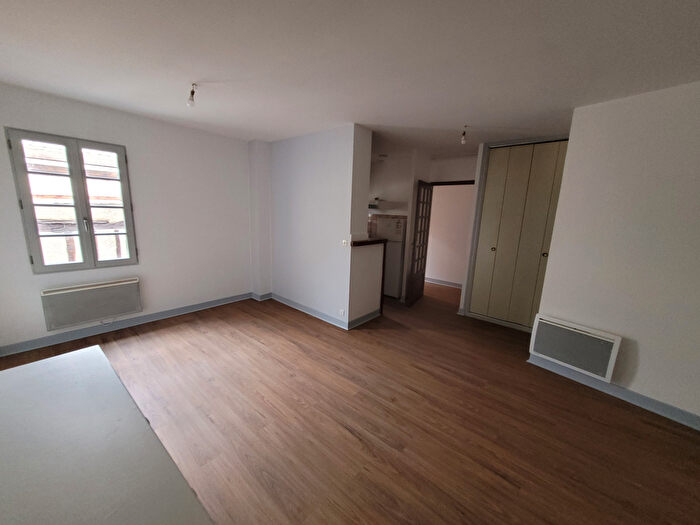 Appartement à louer - Auch, Faubourgs - 1 pièce