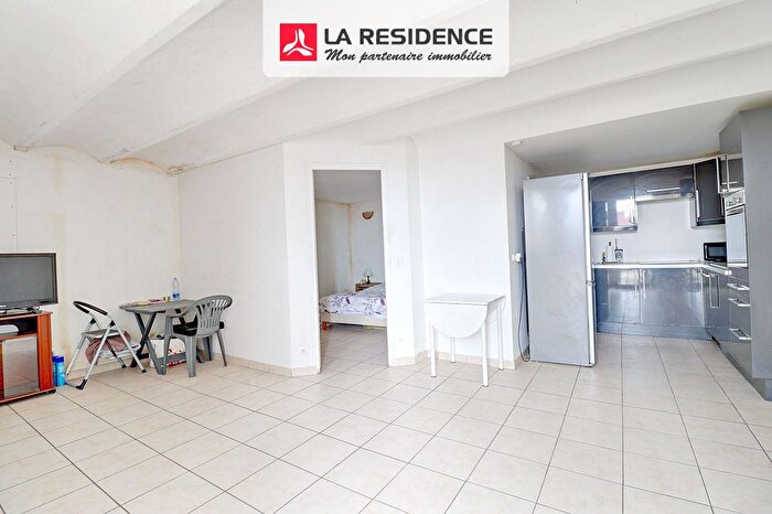 Appartement à vendre - Ecquevilly - 2 pièces - 1 chambre