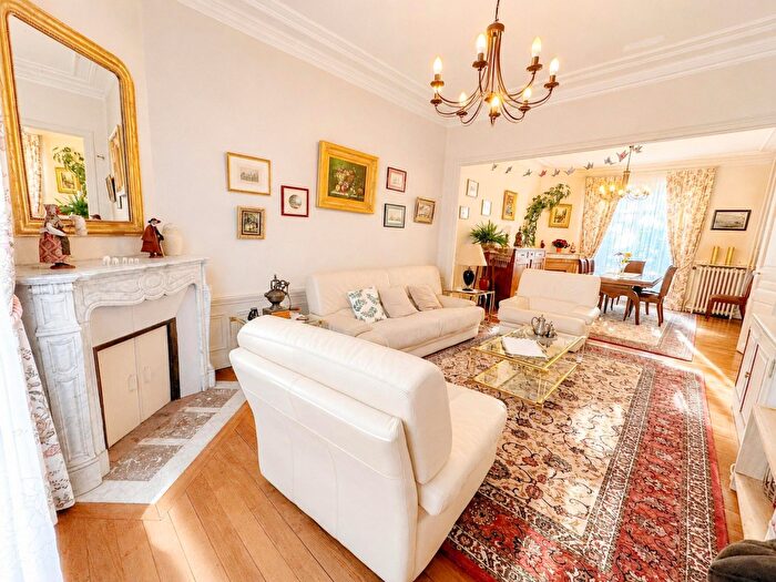 Melun, Saint-Liesne : Maison 9 pièces à vendre