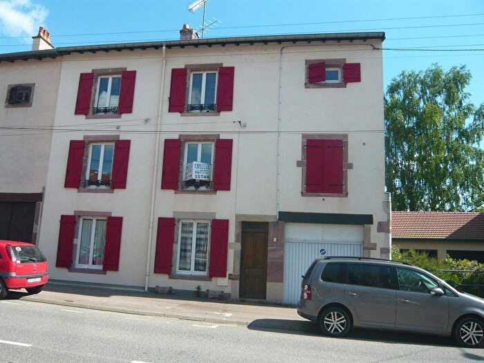 Einville-au-Jard : Appartement 4 pièces à louer