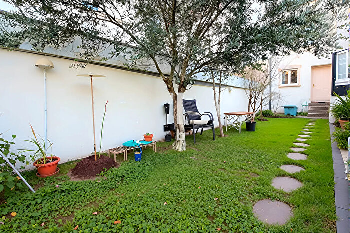 Maison à vendre - Colombes, Fossés Jean Bouvier - 7 pièces - 5 chambres