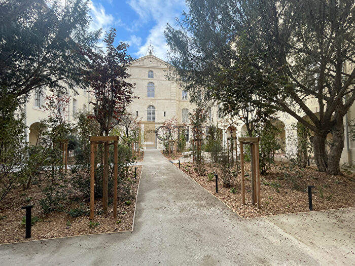 Appartement à louer - Narbonne - 2 pièces - 1 chambre