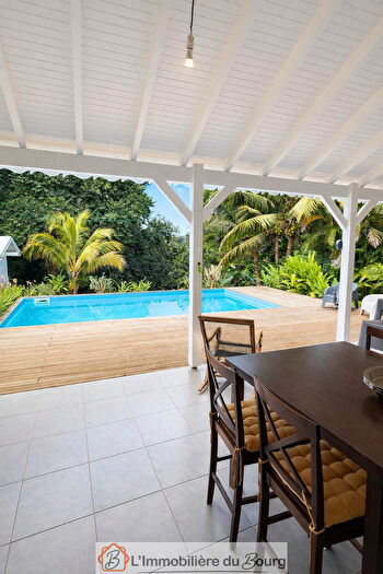 Maison à vendre - Sainte-Rose - 4 pièces - 3 chambres