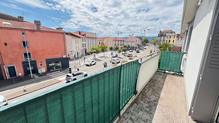 Appartement à louer - Montferrand, Clermont-Ferrand - 3 pièces - 2 chambres