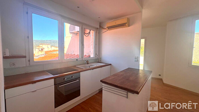 Appartement à louer - Prades - 2 pièces - 1 chambre