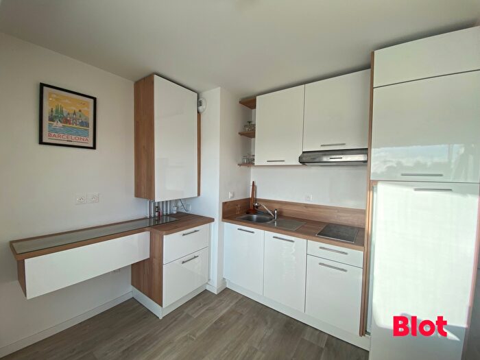 Appartement à vendre - Quartiers Centre, Alphonse Guérin - 2 pièces - 1 chambre