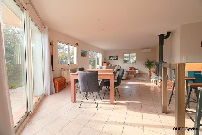 Maison à vendre - Argelès-sur-Mer, Centre-ville - 4 pièces - 3 chambres