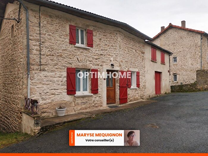 Maison à vendre - Vollore-Montagne - 7 pièces - 3 chambres