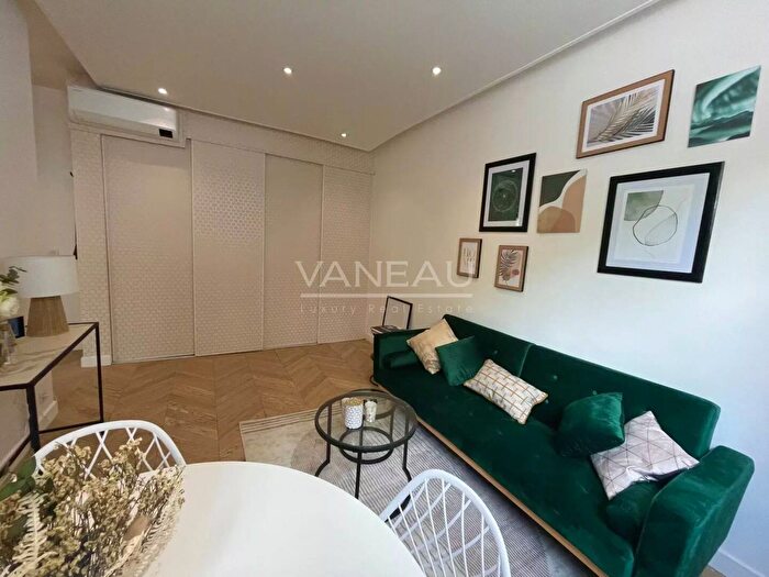 Appartement à louer - Muette Sud, Paris ème arrondissement - 2 pièces