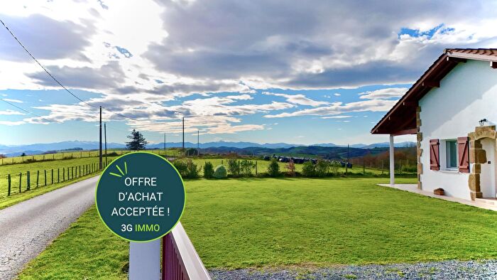 Maison à vendre - Saint-Palais - 5 pièces - 3 chambres