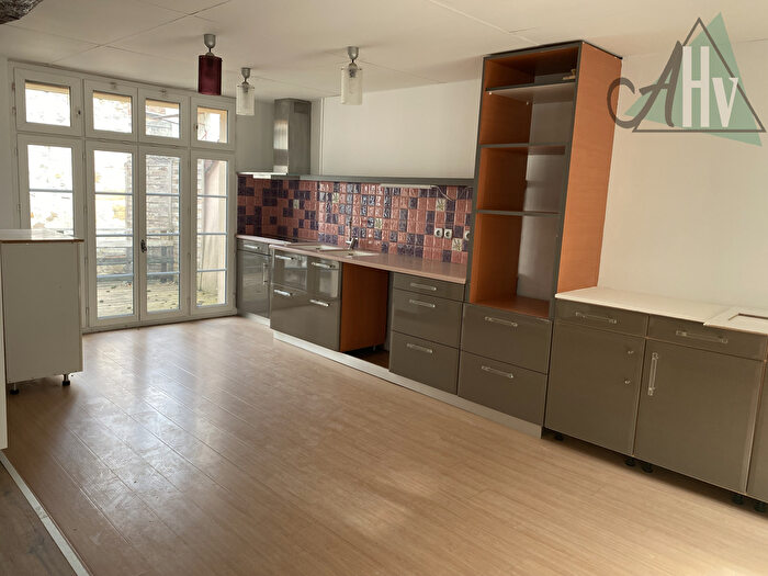 Bray-sur-Seine : Appartement 4 pièces à louer