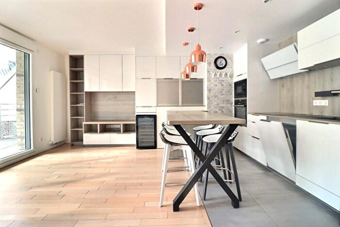 Appartement 3 pièces à Vanves, Centre Saint-Rémy, à vendre