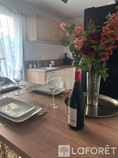 Appartement à louer - Roquebrune-sur-Argens, Golf - 2 pièces - 1 chambre